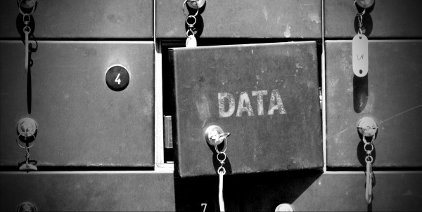 Advantages and Disadvantages of Web Scraping Services